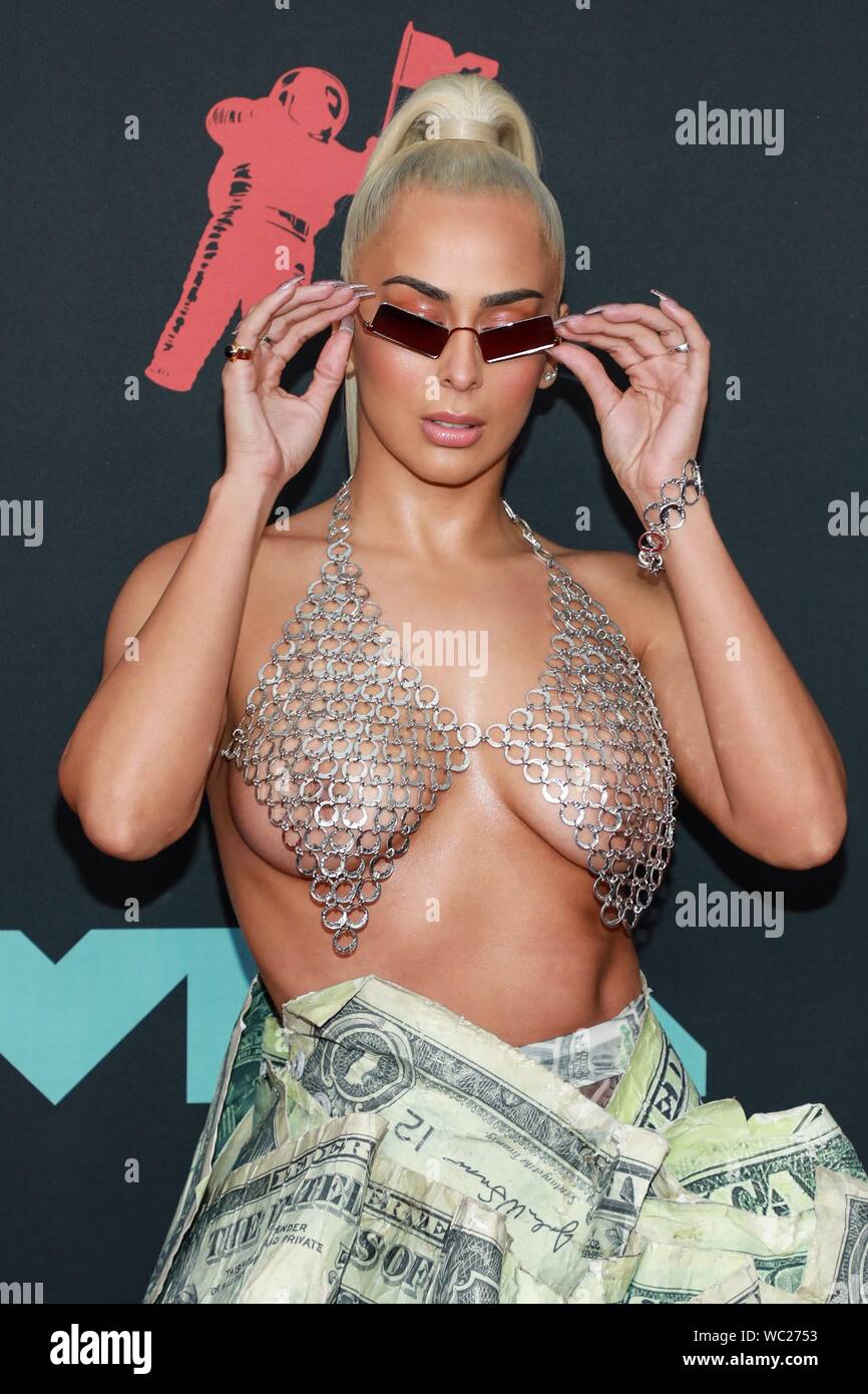 Newark, NJ, USA. 26th Aug, 2019. Veronica Vega at arrivals for 2019 MTV Video Music Awards ...