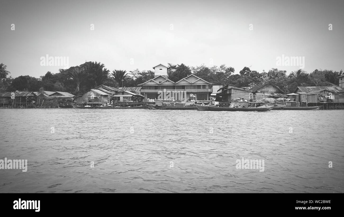 Kahayan river hi-res stock photography and images - Alamy