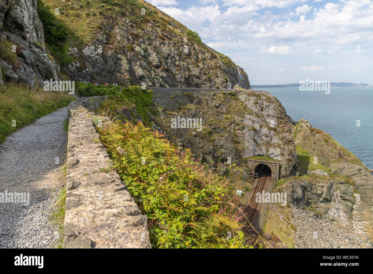 Bray greystones cliff walk hi-res stock photography and images - Alamy