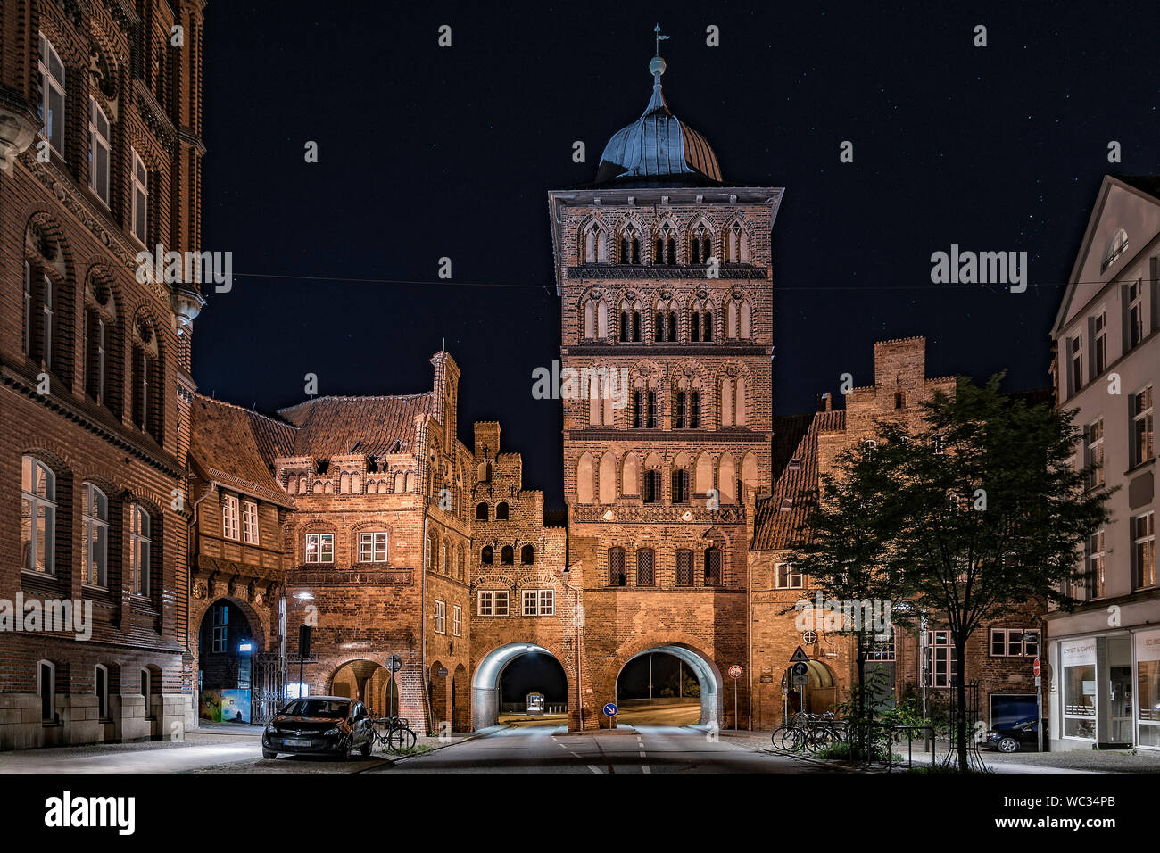 Old german building hi-res stock photography and images - Alamy
