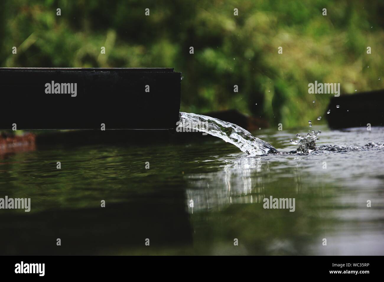 Water flowing river hi-res stock photography and images - Alamy