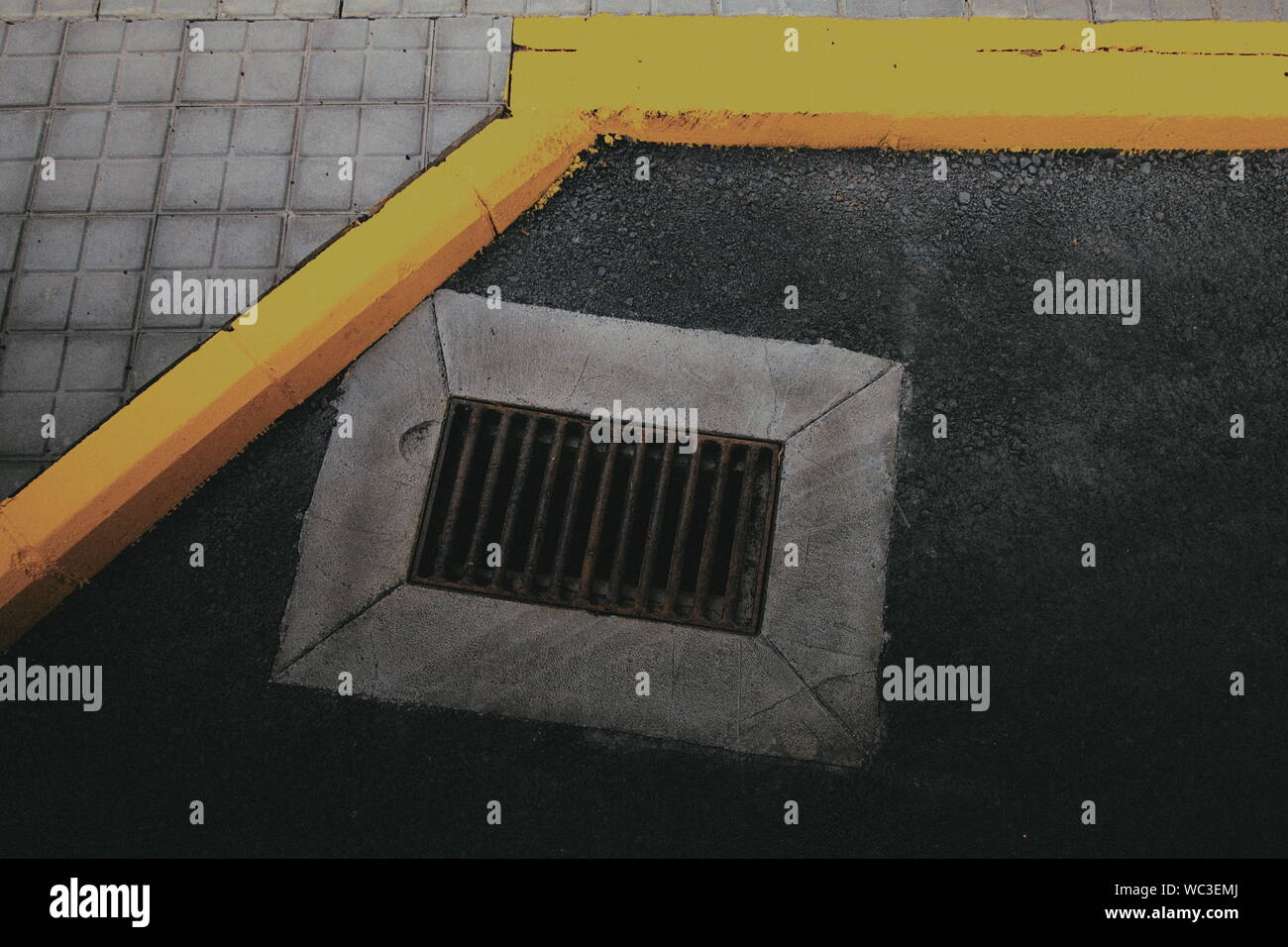 Manhole at road hi-res stock photography and images - Alamy