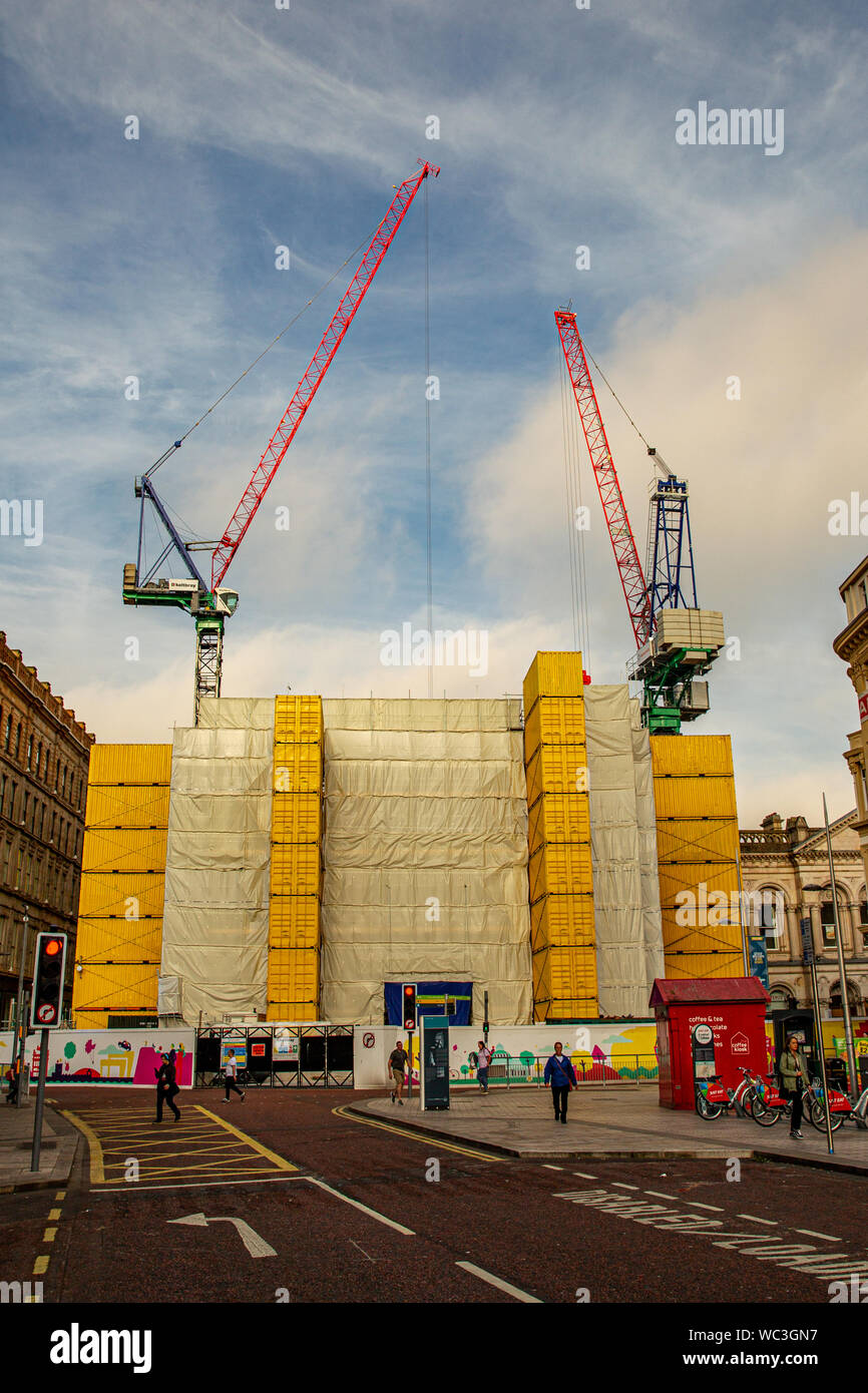 Belfast, UK. 27th Aug, 2019. it is one year since the iconic Bank ...