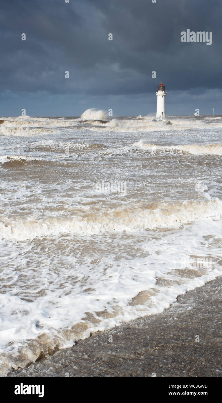 Rough seas lighthouse hi-res stock photography and images - Alamy