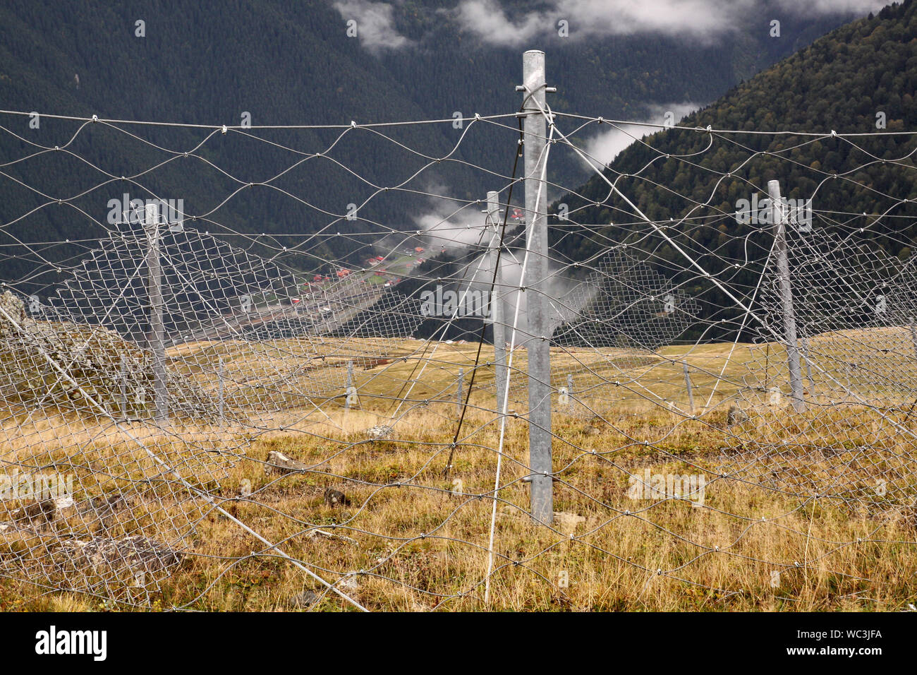 Structures used in avalanche control studies in Trabzon Uzungöl ridges ...
