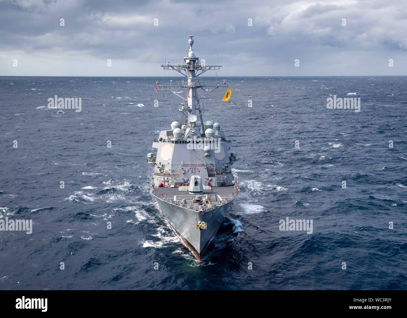 190825-N-UB406-1455 ATLANTIC OCEAN (Aug. 25, 2019) The guided-missile ...