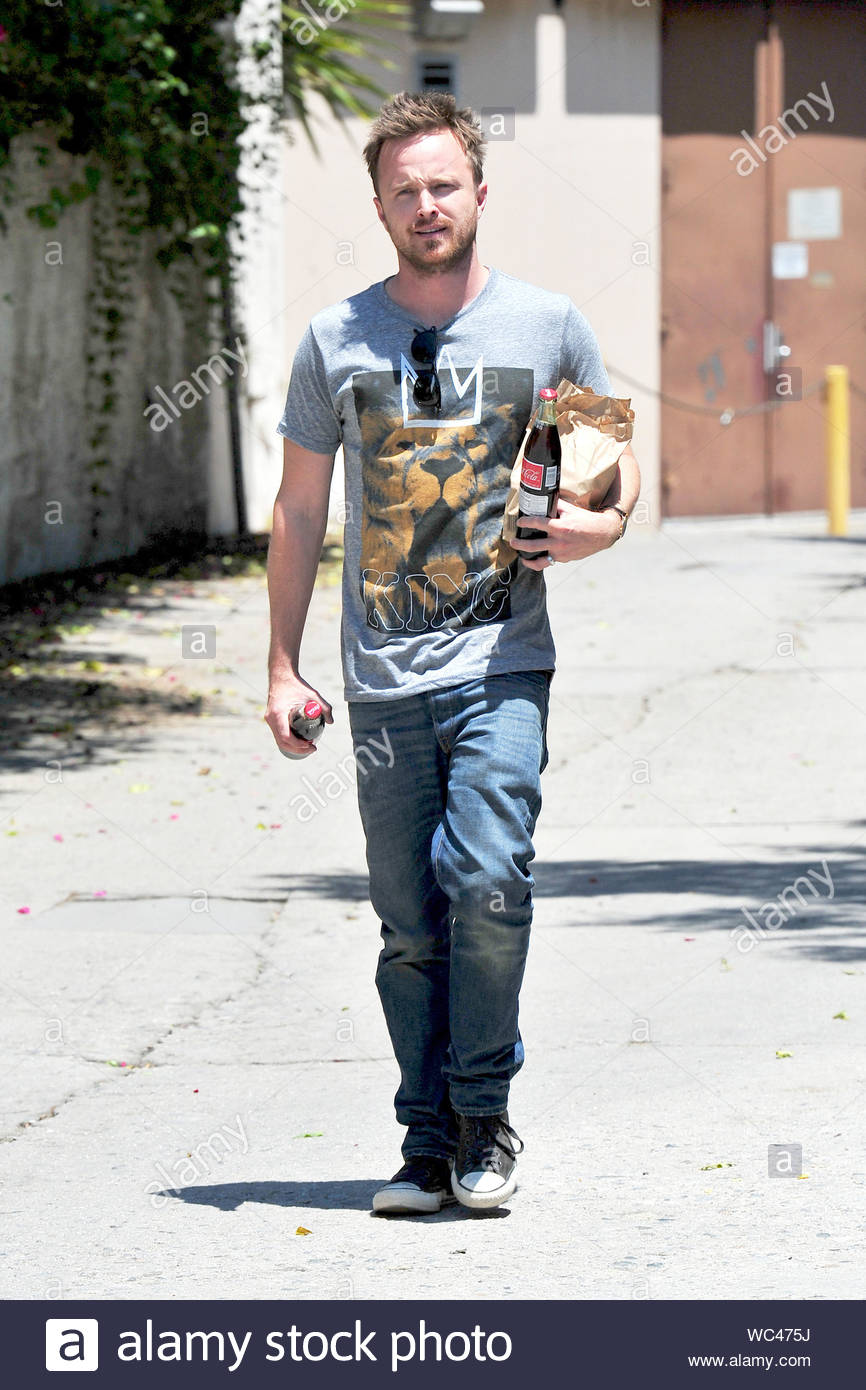 Two Coke Bottles Stock Photos & Two Coke Bottles Stock Images - Alamy