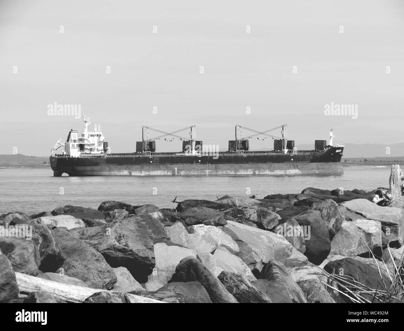 Oil refinery platform hi-res stock photography and images - Alamy