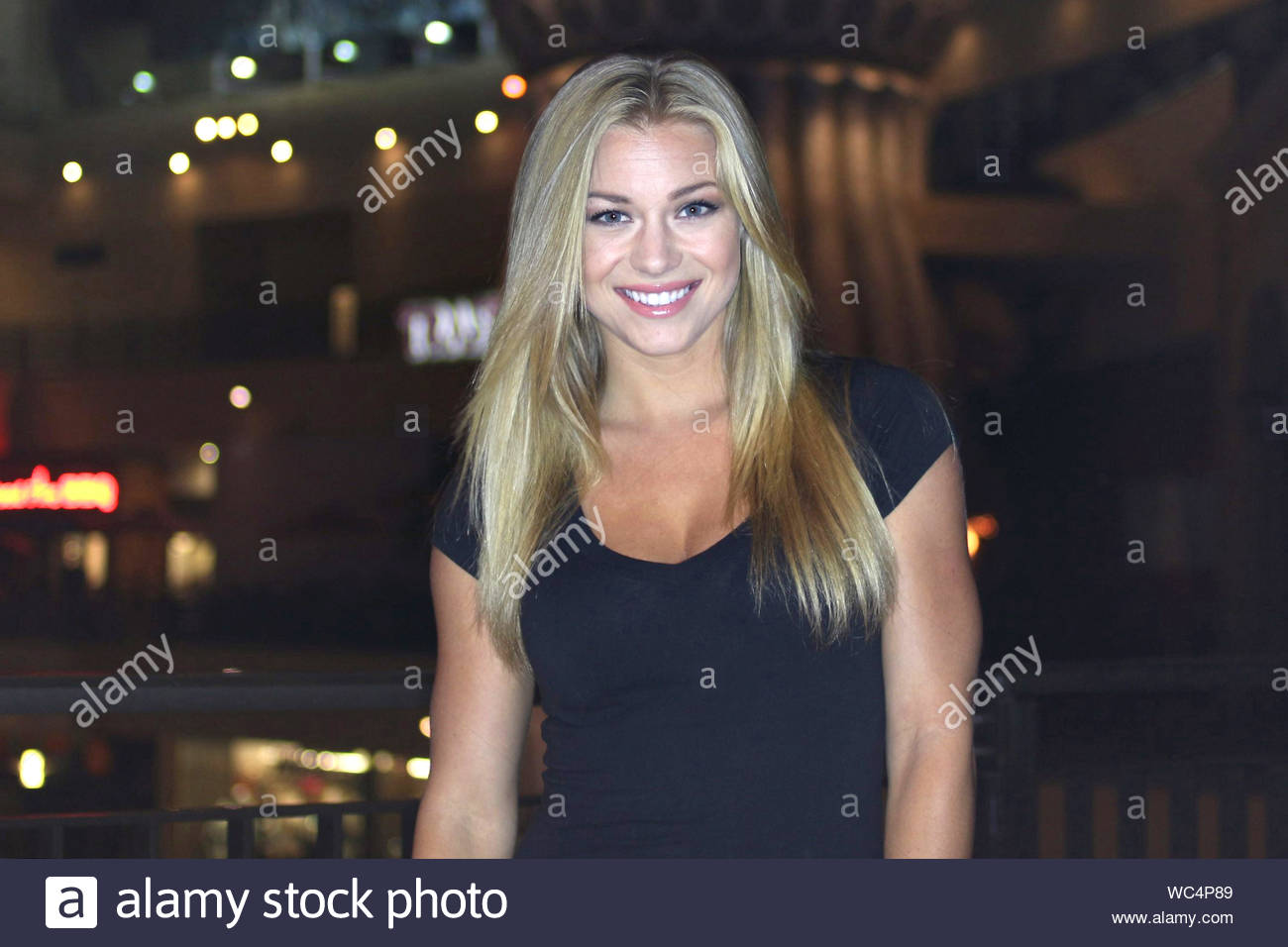 Nikki Leigh Where Stock Photos & Nikki Leigh Where Stock Images - Alamy