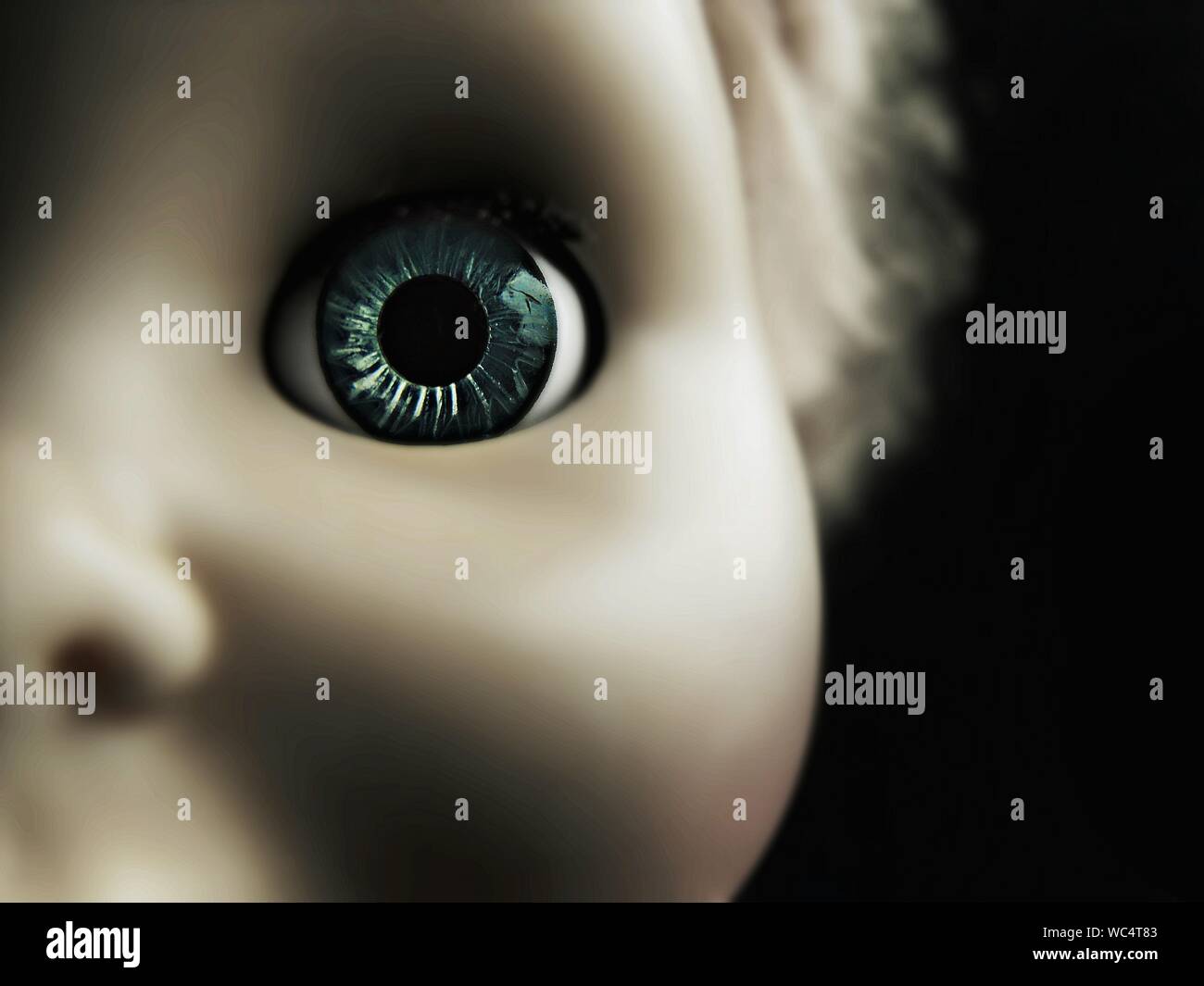 Plastic eye model hi-res stock photography and images - Alamy
