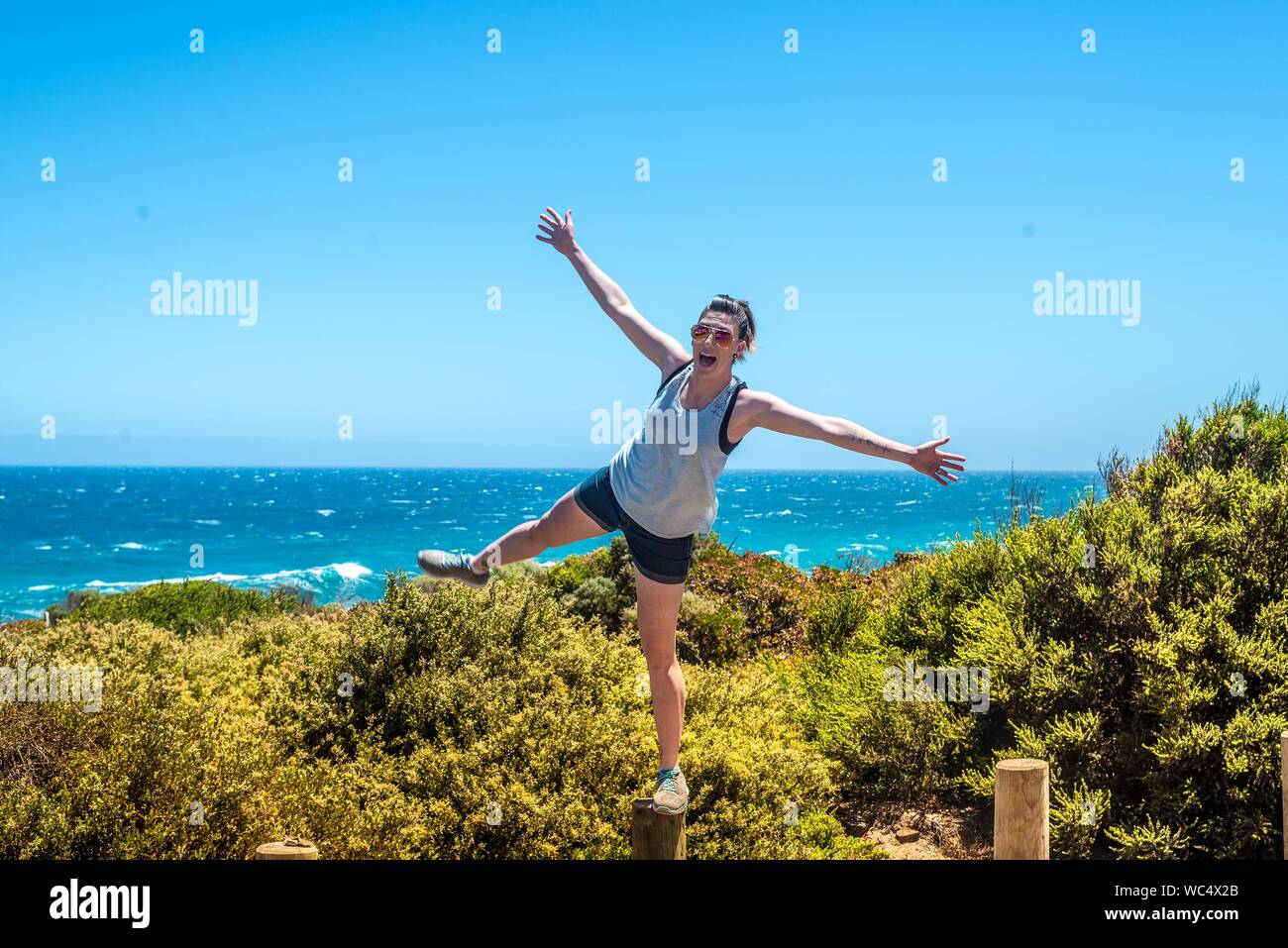 Happy post it hi-res stock photography and images - Alamy