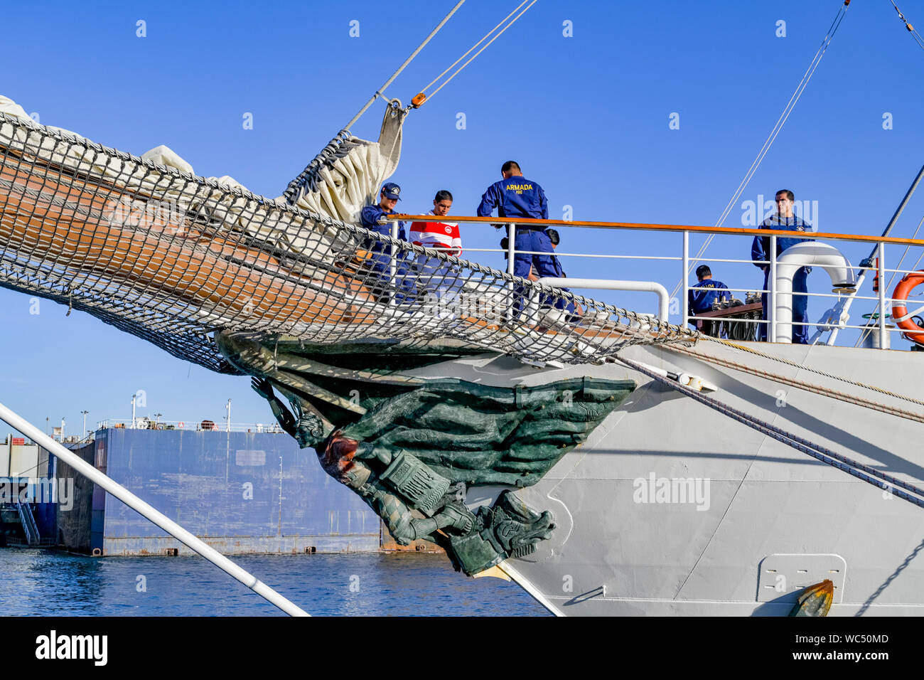 Inca ship hi-res stock photography and images - Alamy