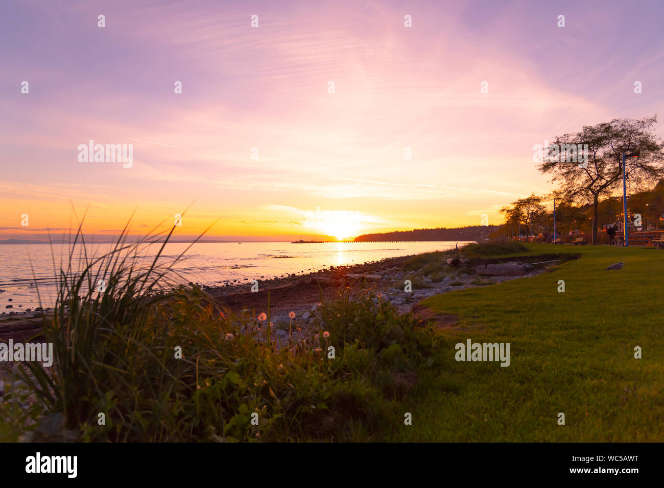 White rock british columbia canada hi-res stock photography and images ...