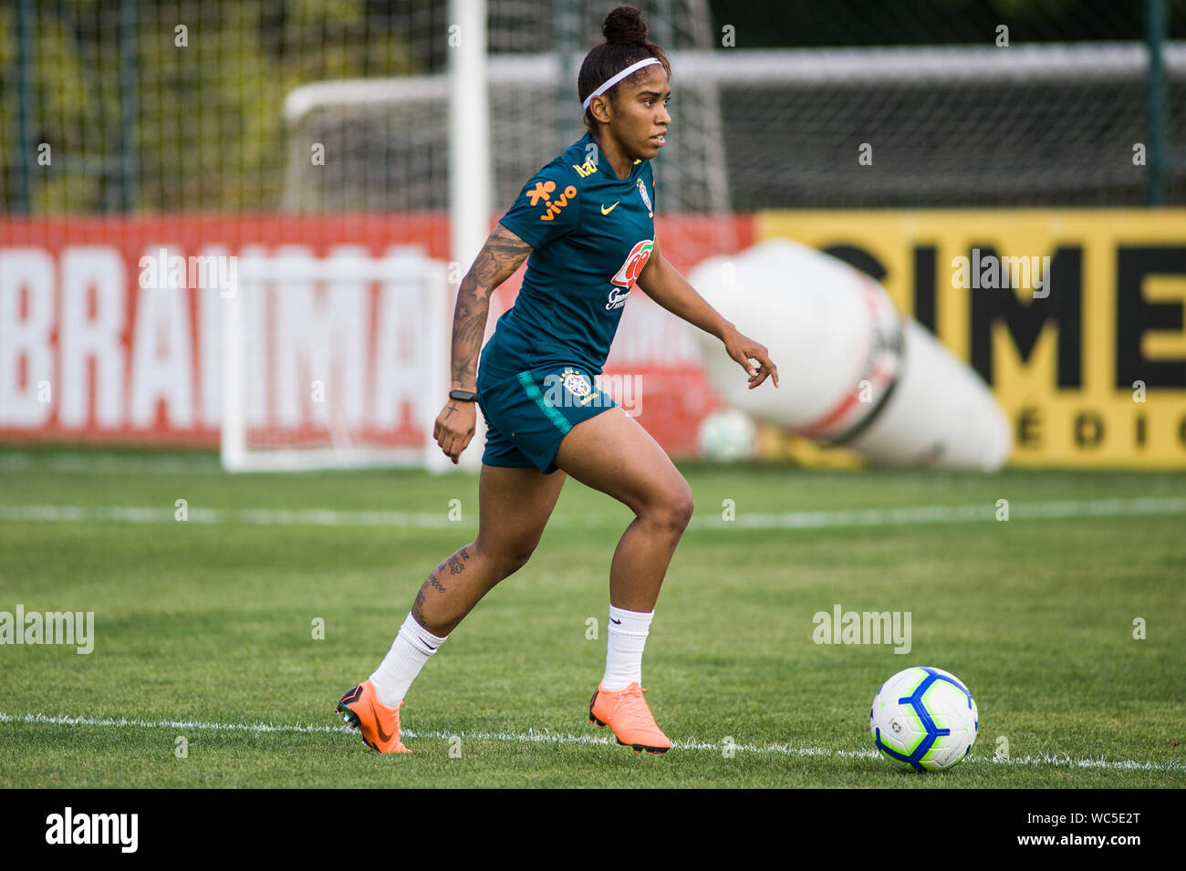Selecao brasileira feminina hi-res stock photography and images - Alamy