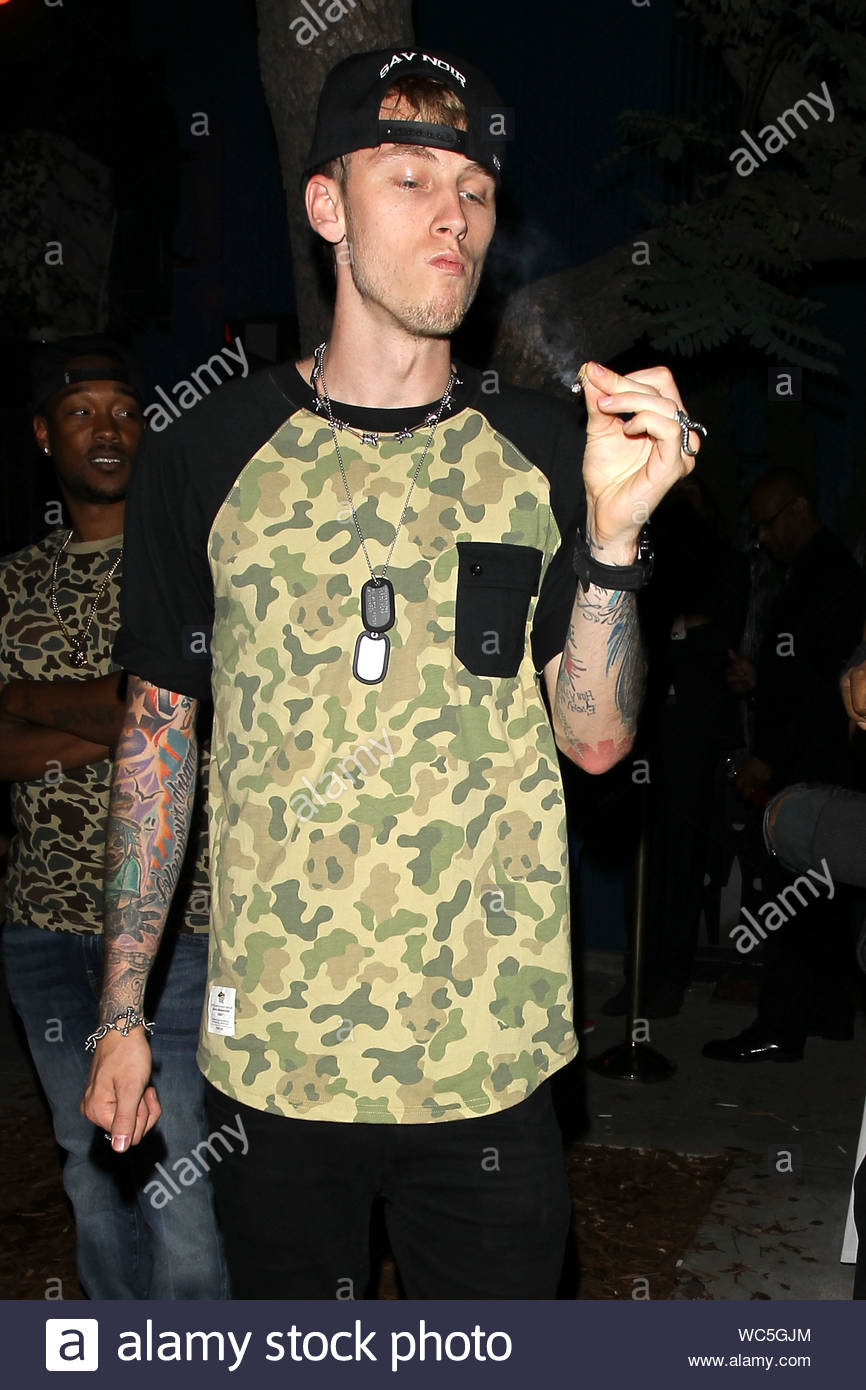 Puff Puff Pass Stock Photos & Puff Puff Pass Stock Images - Alamy