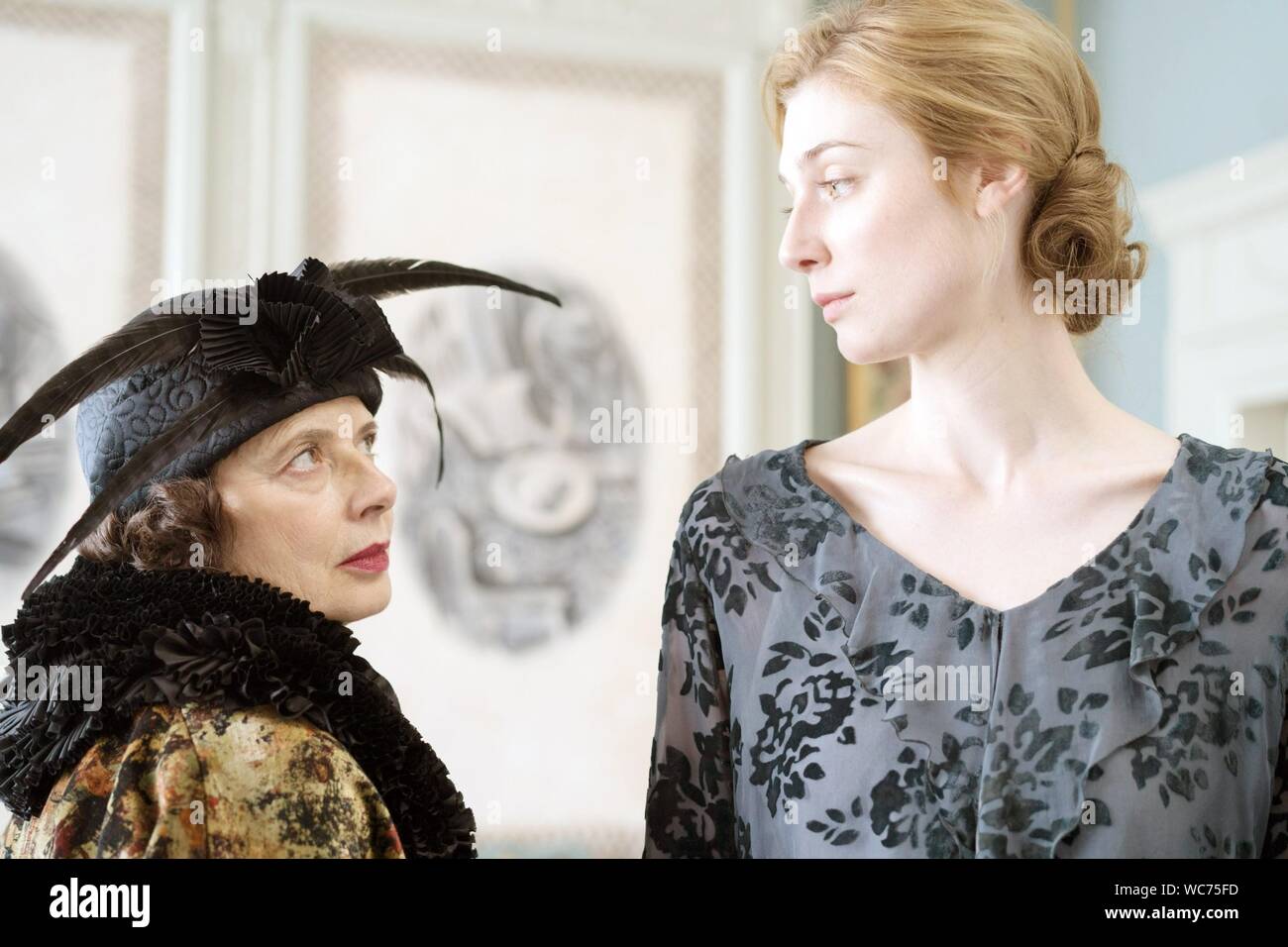 VITA & VIRGINIA, (aka VITA AND VIRGINIA), from left: Isabella ...