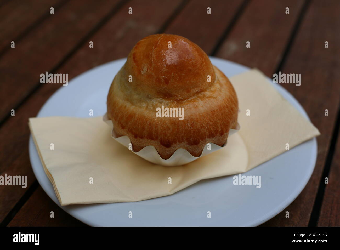 Brioche plate hi-res stock photography and images - Alamy