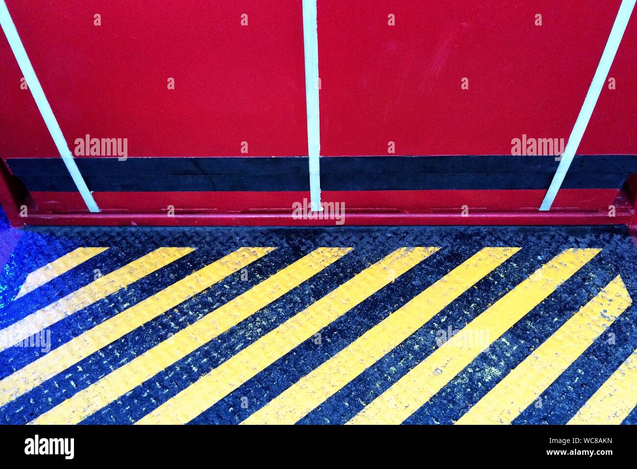 Ship floor markings hi-res stock photography and images - Alamy