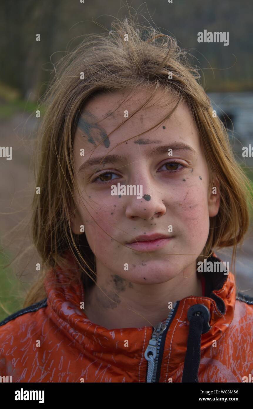 Muddy face boy hi-res stock photography and images - Alamy