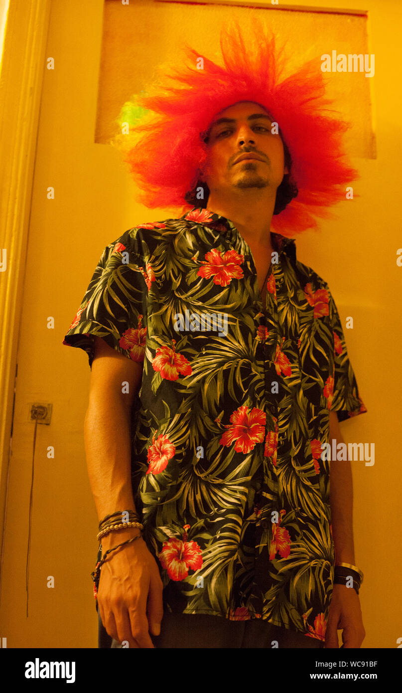 Man In Wig High Resolution Stock Photography and Images - Alamy