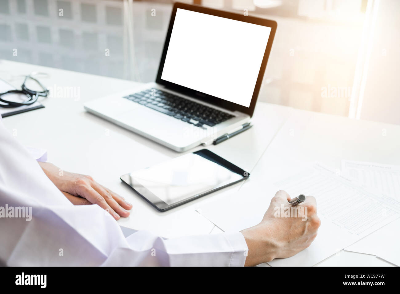 Doctor working desk hi-res stock photography and images - Alamy