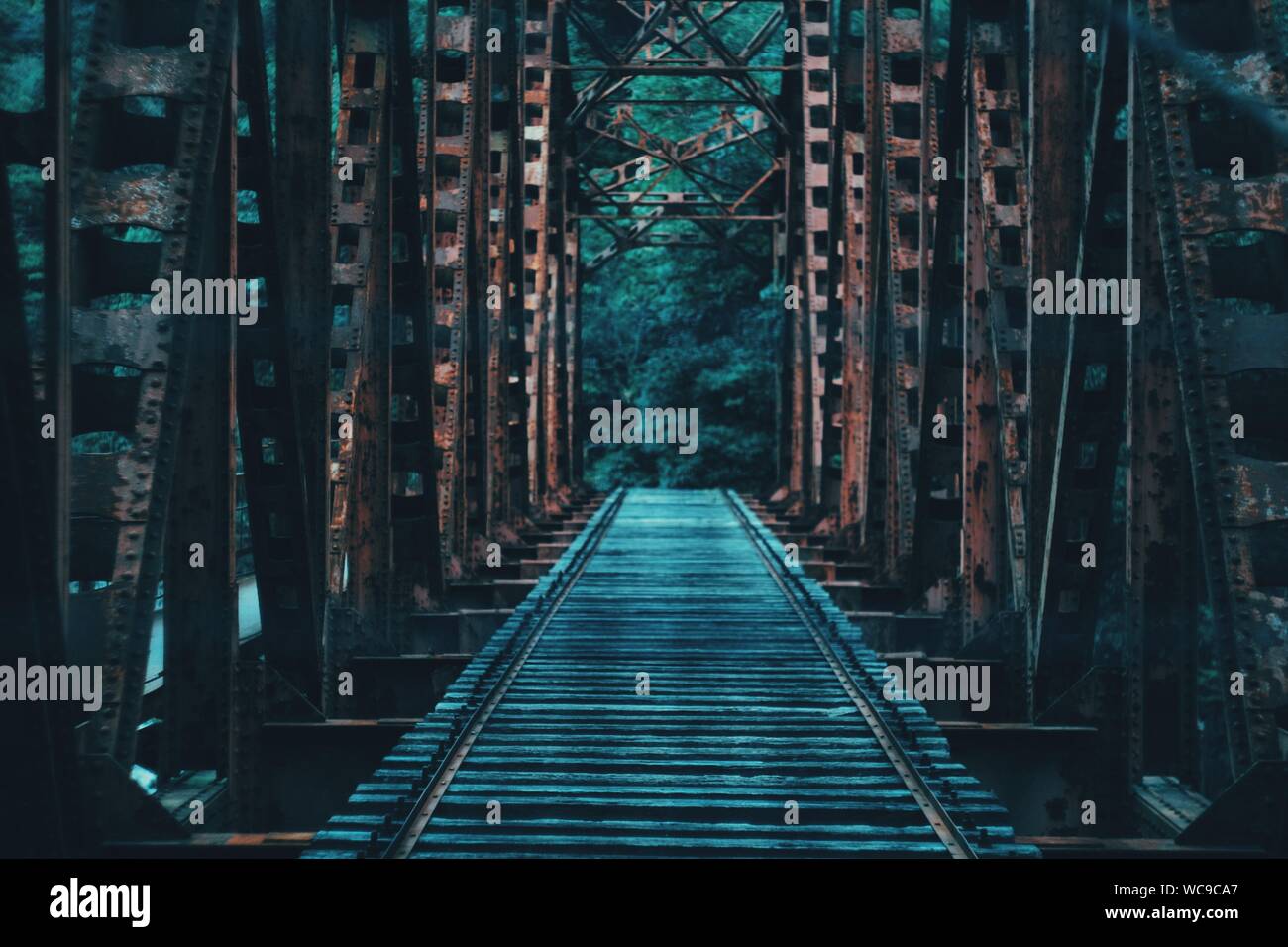 Rusty railway hi-res stock photography and images - Alamy