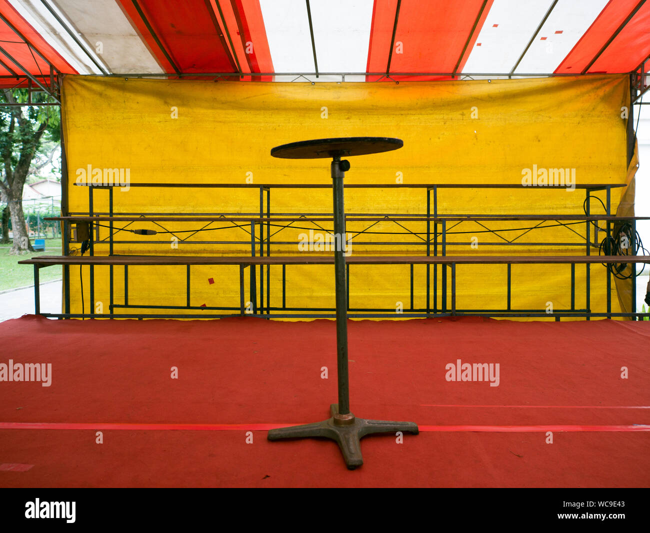 Plastic structure hi-res stock photography and images - Alamy