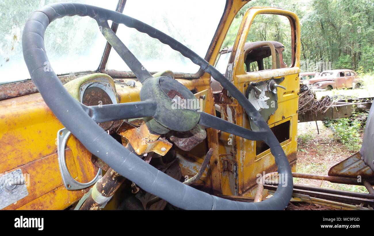 Interior abandoned car abandoned hi-res stock photography and images ...