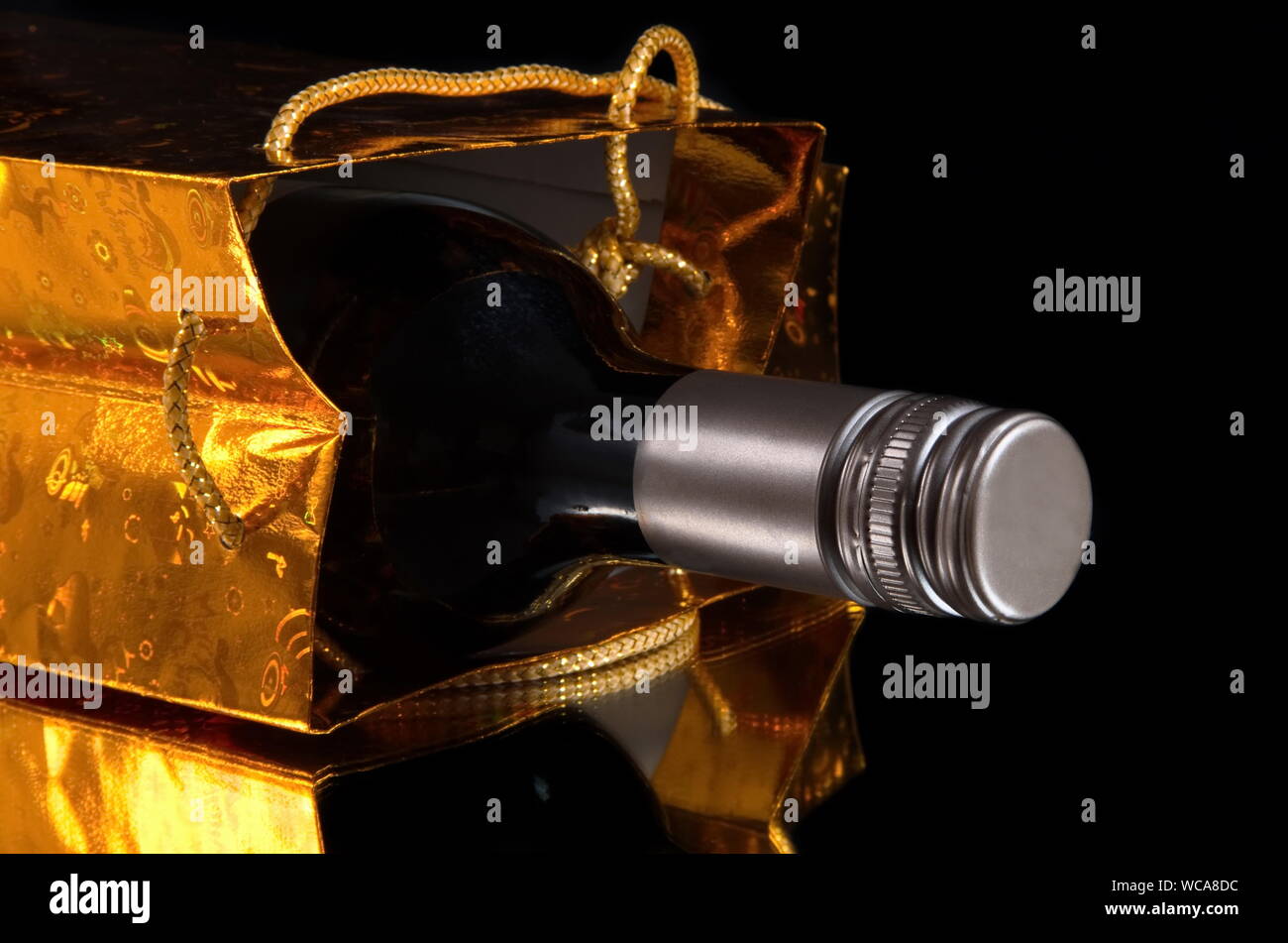 Gold bottle hi-res stock photography and images - Alamy