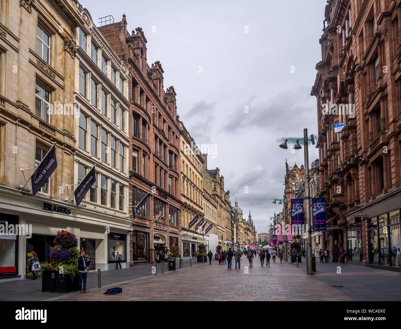 Buchanan galleries steps hi-res stock photography and images - Alamy