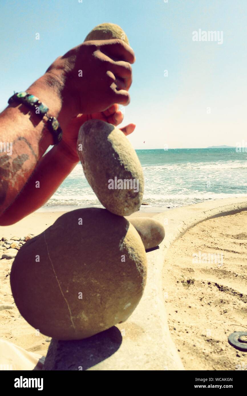 Body balancing hi-res stock photography and images - Alamy