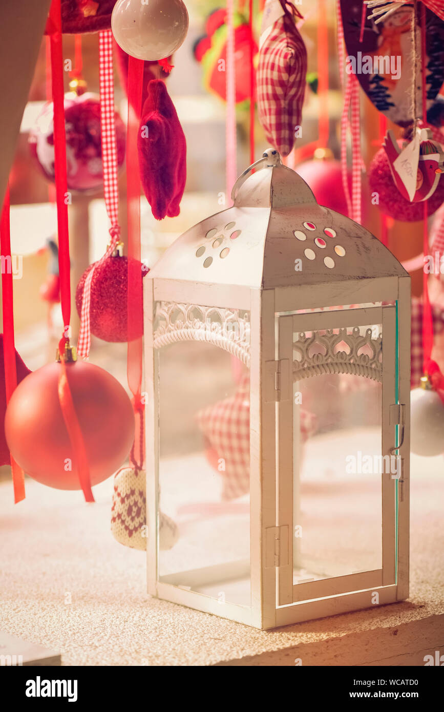 Red lantern decorations hi-res stock photography and images - Alamy