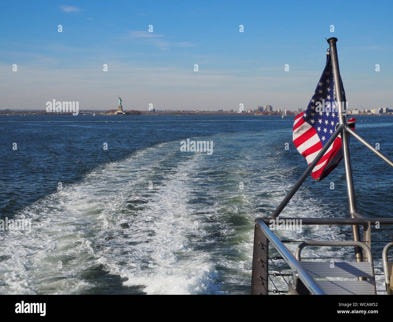 American flag wake boat hi-res stock photography and images - Alamy