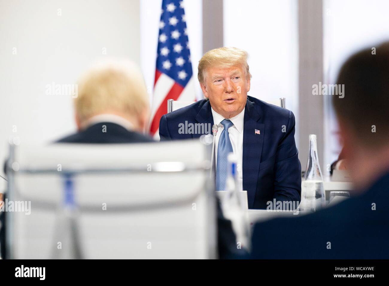 G7 round table hi-res stock photography and images - Alamy