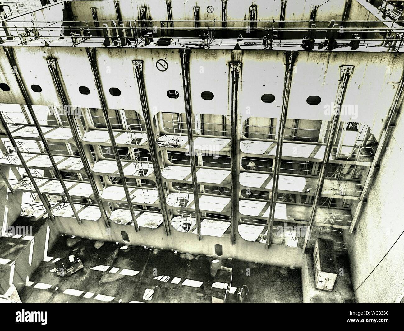 Empty cargo vessel hi-res stock photography and images - Alamy