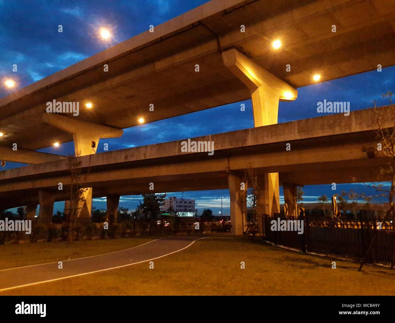 Lights on bridge hi-res stock photography and images - Alamy
