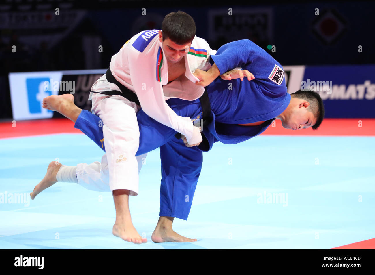 Nippon Budokan, Tokyo, Japan. 27th Aug, 2019. (L-R) Rustam Orujov (AZE), Shohei Ono (JPN ...