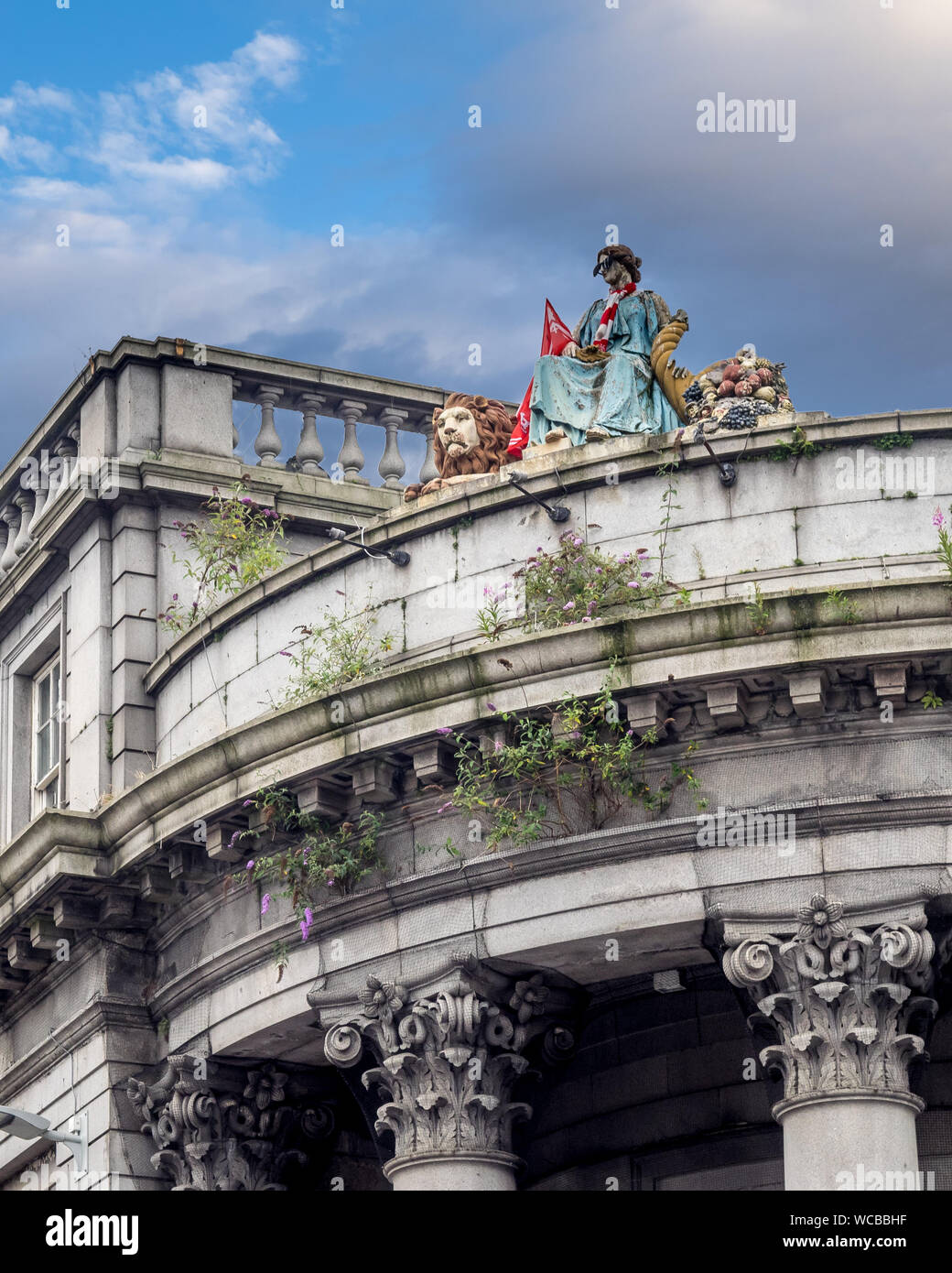 Union square aberdeen hi-res stock photography and images - Alamy