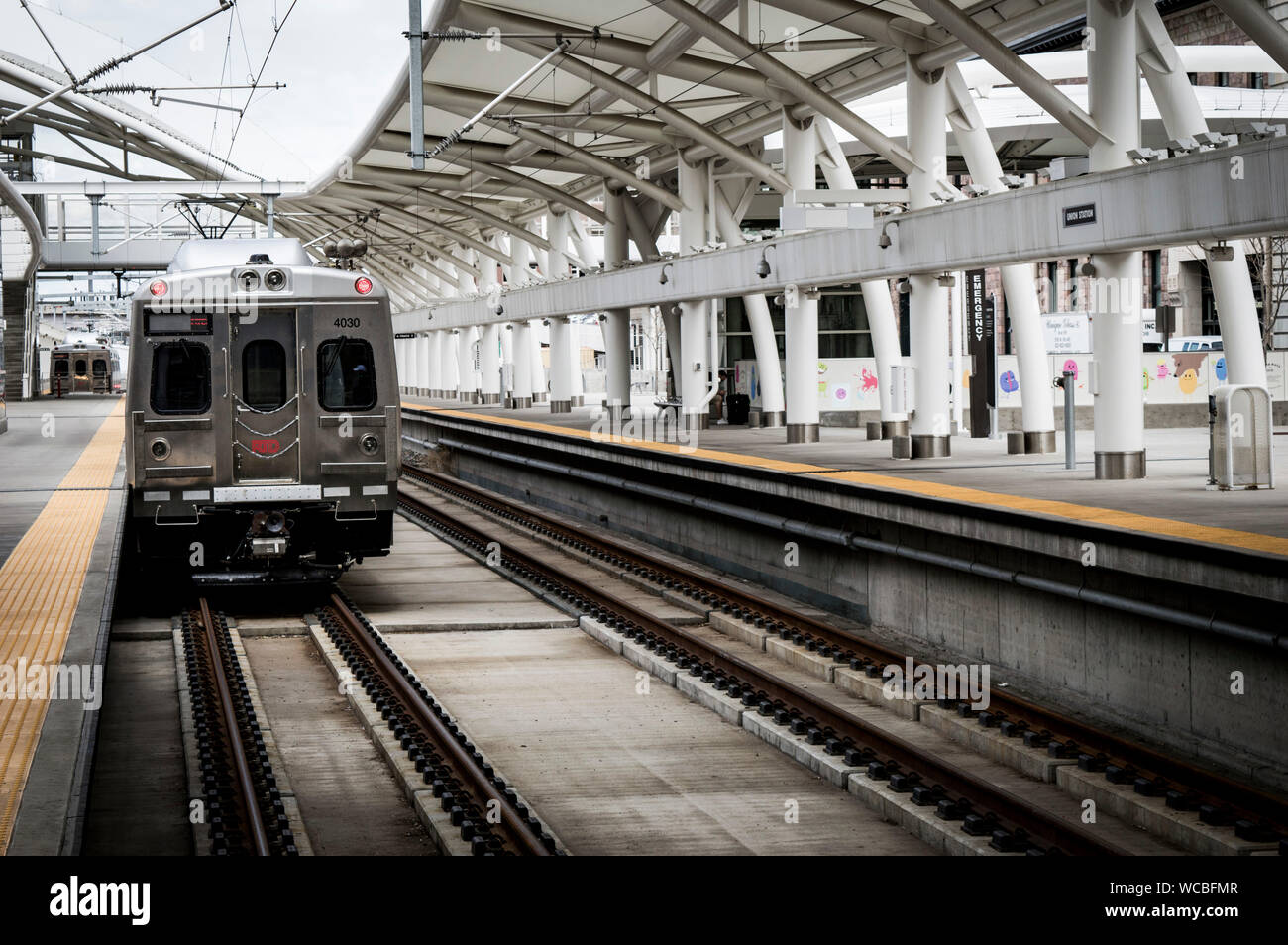 Train track station hi-res stock photography and images - Alamy