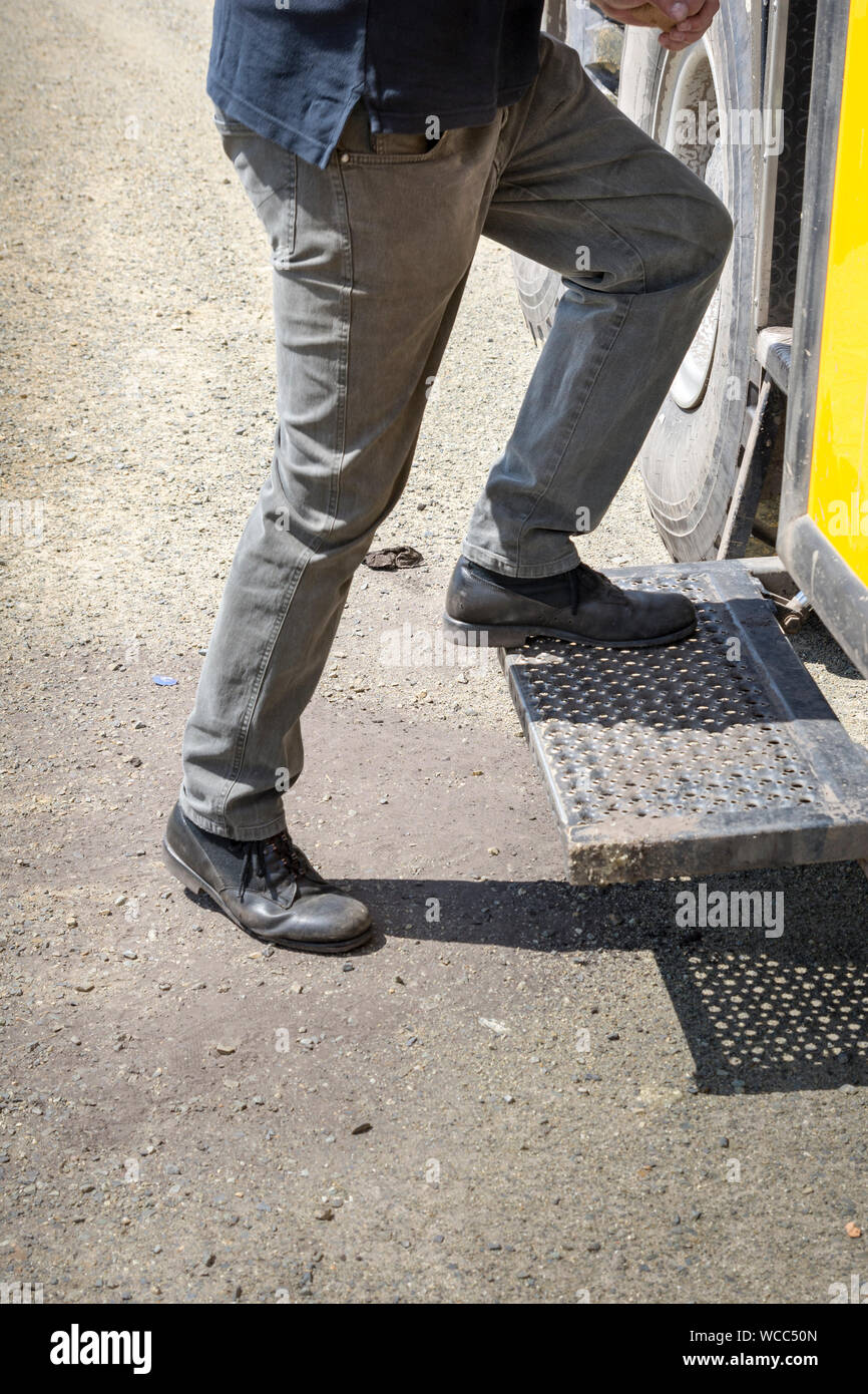 People entering the bus hi-res stock photography and images - Alamy