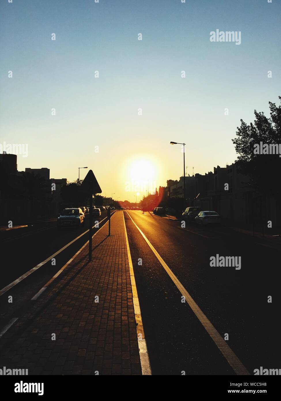 Cars highway sunset sky car hi-res stock photography and images - Alamy