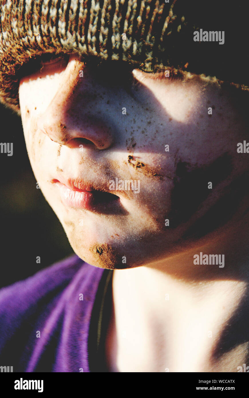 Muddy face boy hi-res stock photography and images - Alamy