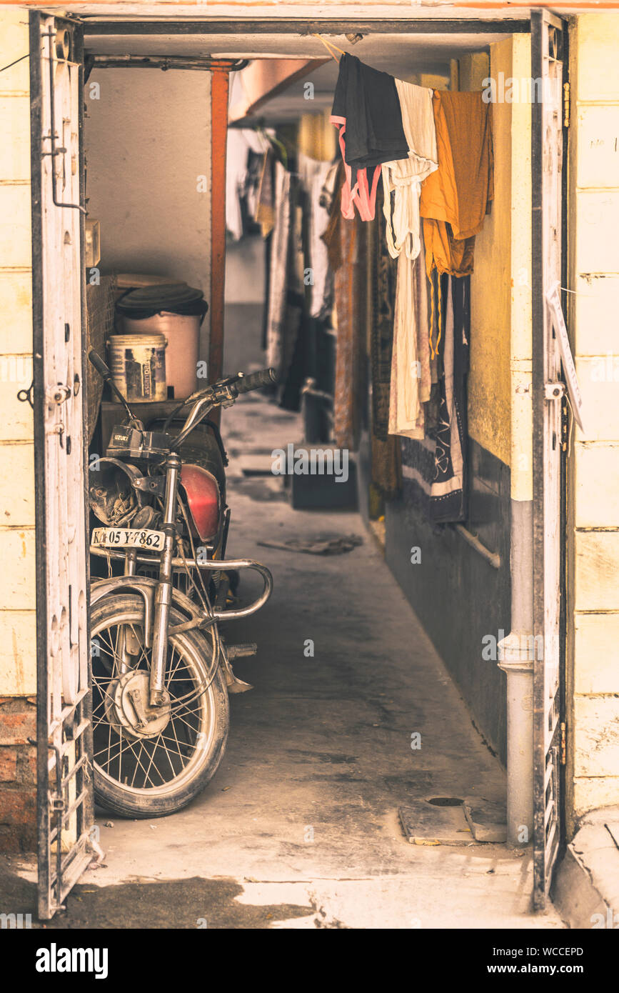 Damaged motorcycle hi-res stock photography and images - Alamy