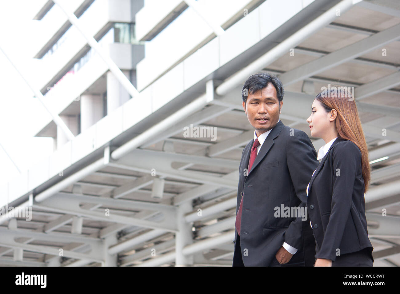 Two men talking standing outside hi-res stock photography and images ...