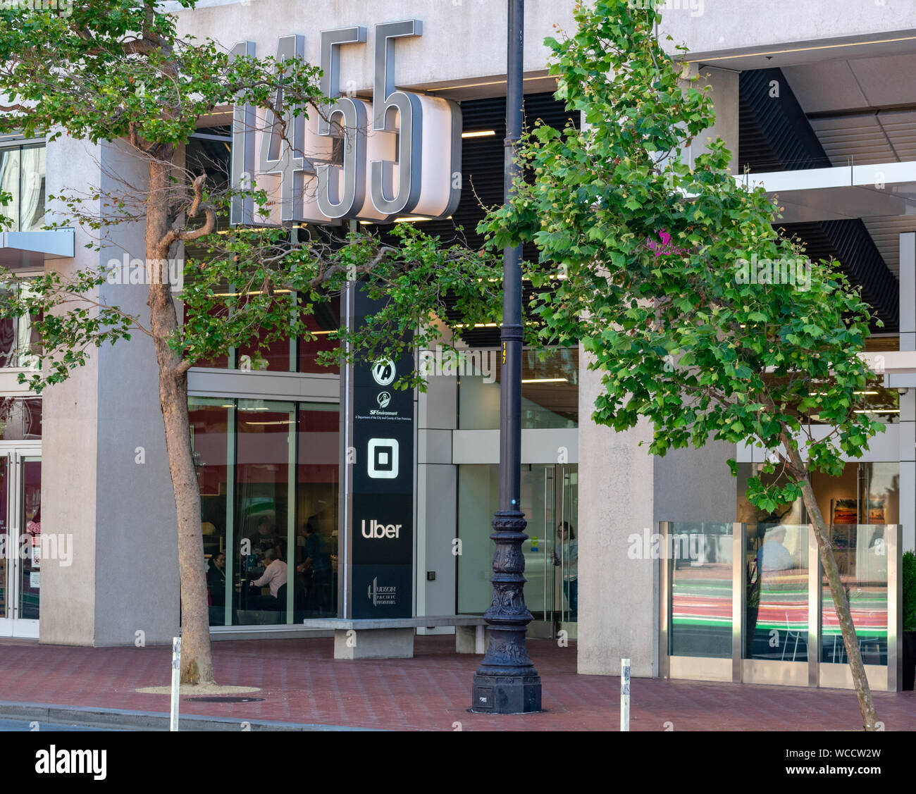 Market square logo hi-res stock photography and images - Alamy