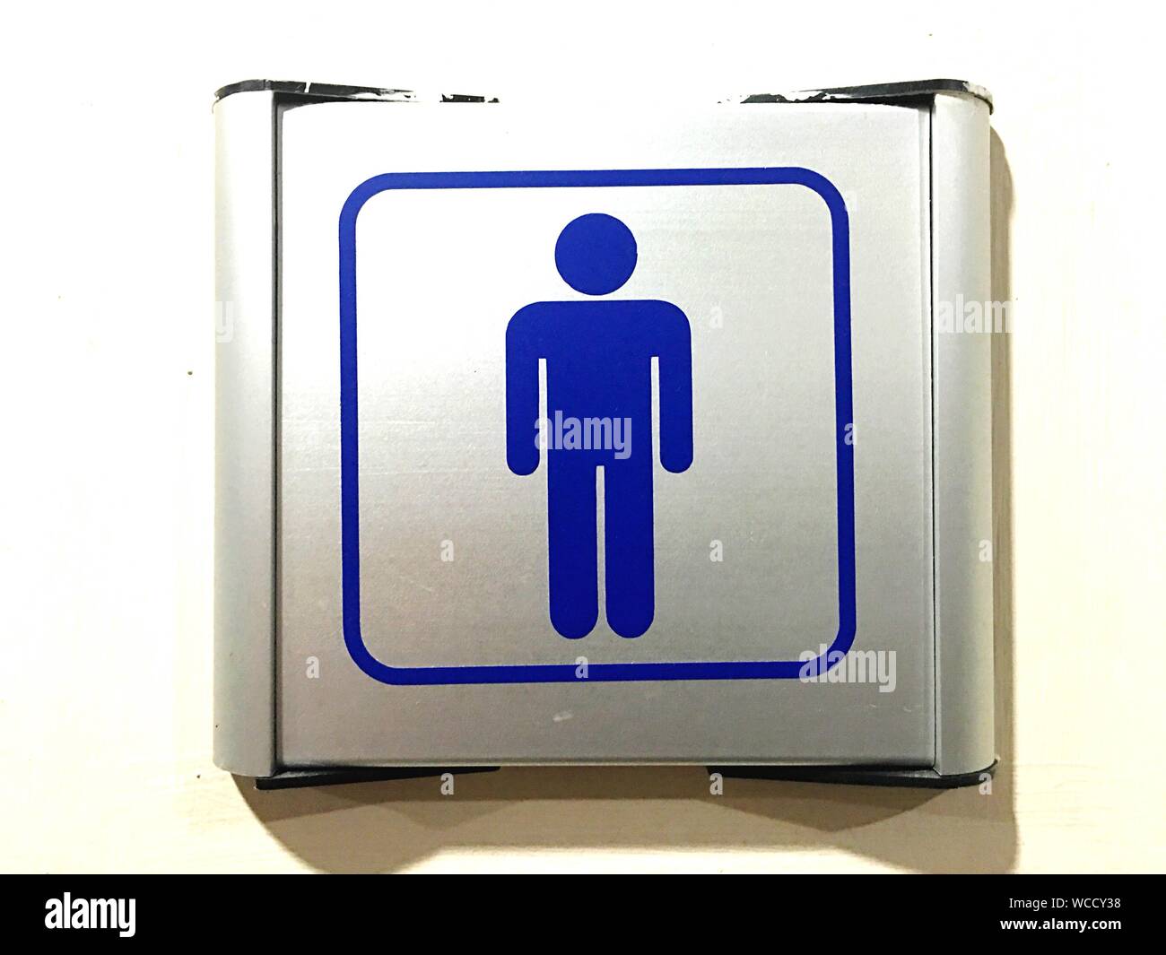 Public restroom sign hi-res stock photography and images - Alamy