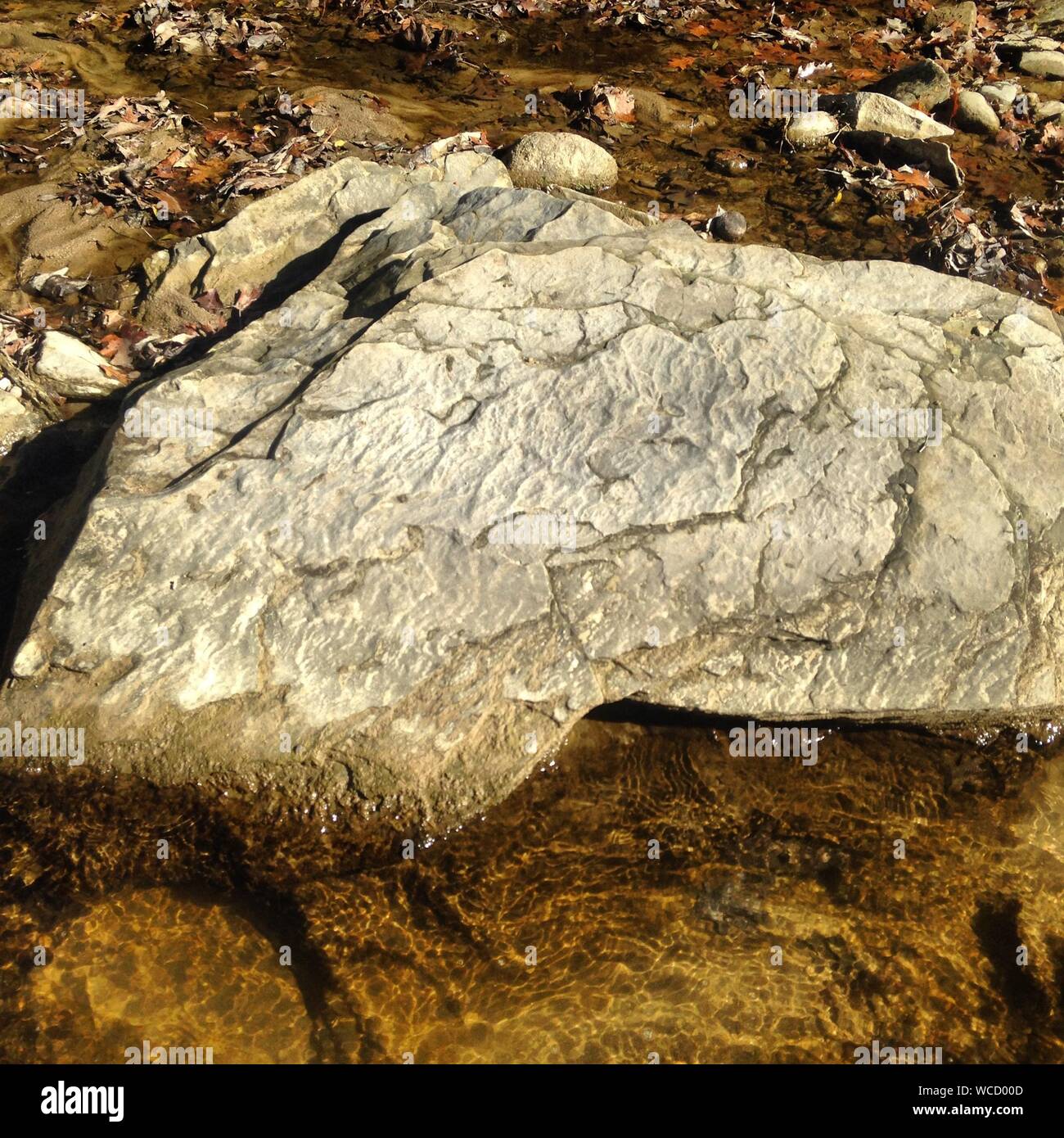 Stone ledges hi-res stock photography and images - Alamy