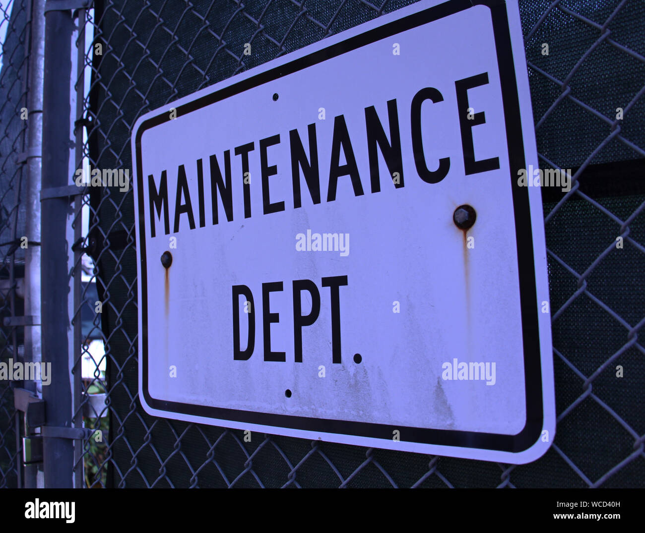 Chainlink Fence Sign High Resolution Stock Photography and Images - Alamy