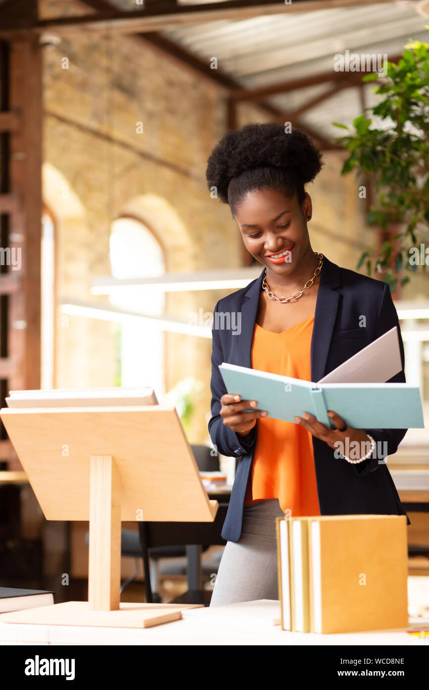 Publishing office hi-res stock photography and images - Alamy