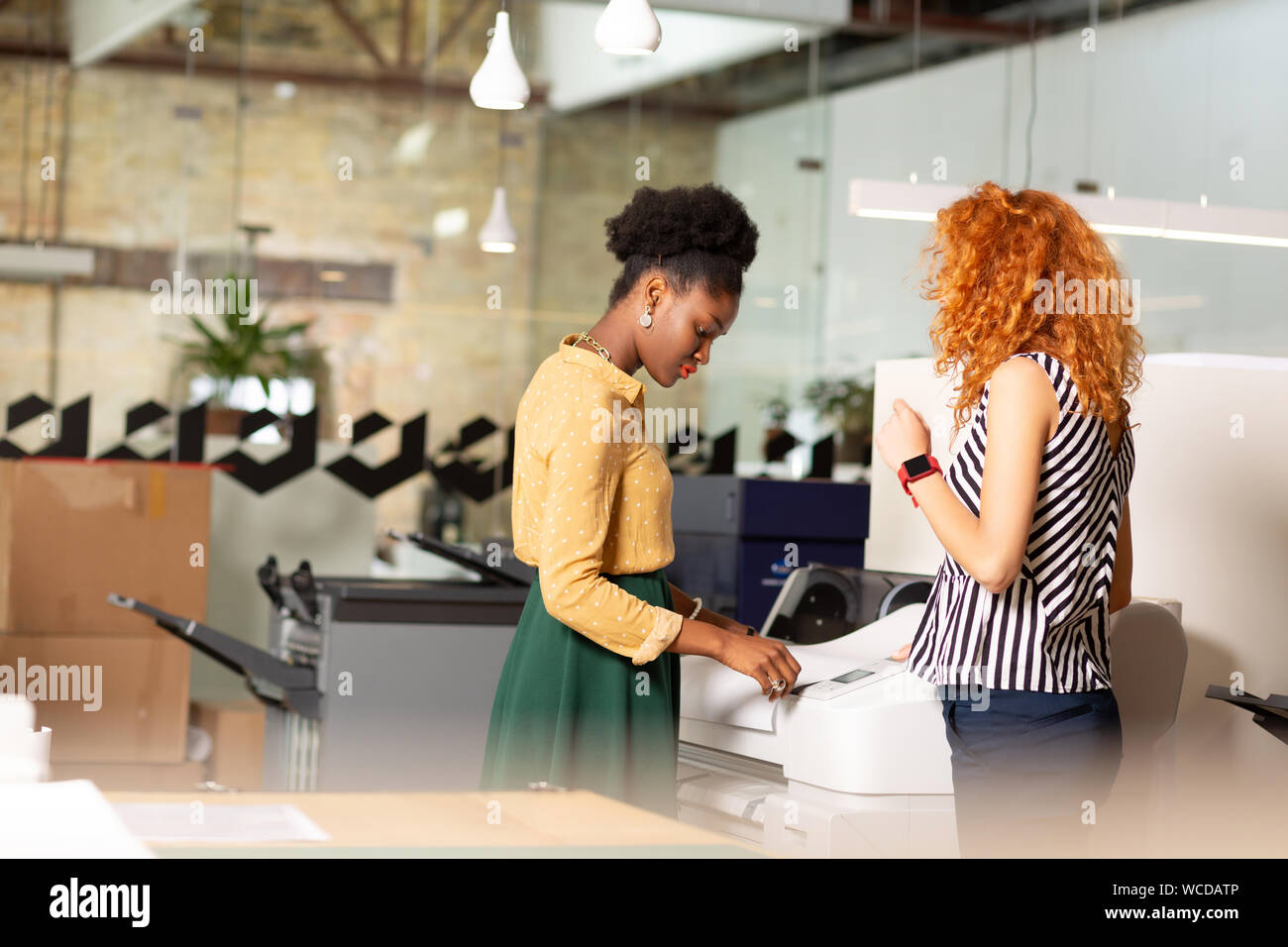 Office printer documents hi-res stock photography and images - Alamy